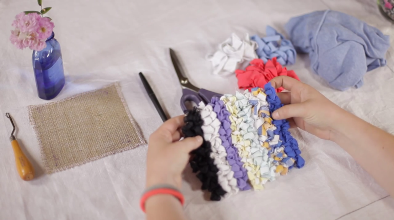 Ragged Life Blog | How To Make a Loopy Rag Rug - Ragged Life Blog